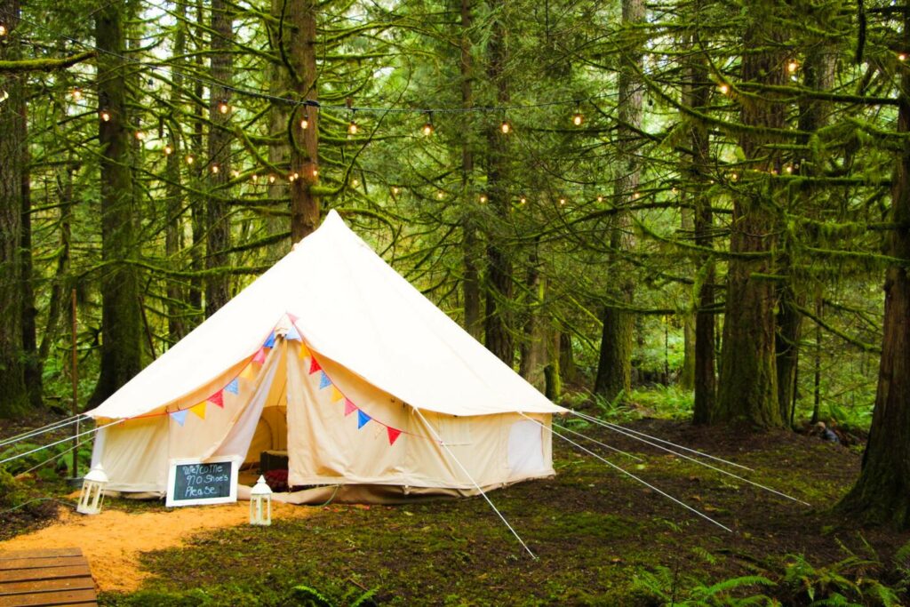 13 Best Yurts in Oregon For a Glamping Getaway - Yurt Trippers