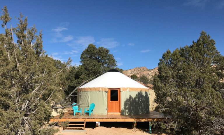 12 Best Yurts In Utah To Rent For A Glamping Getaway - Yurt Trippers