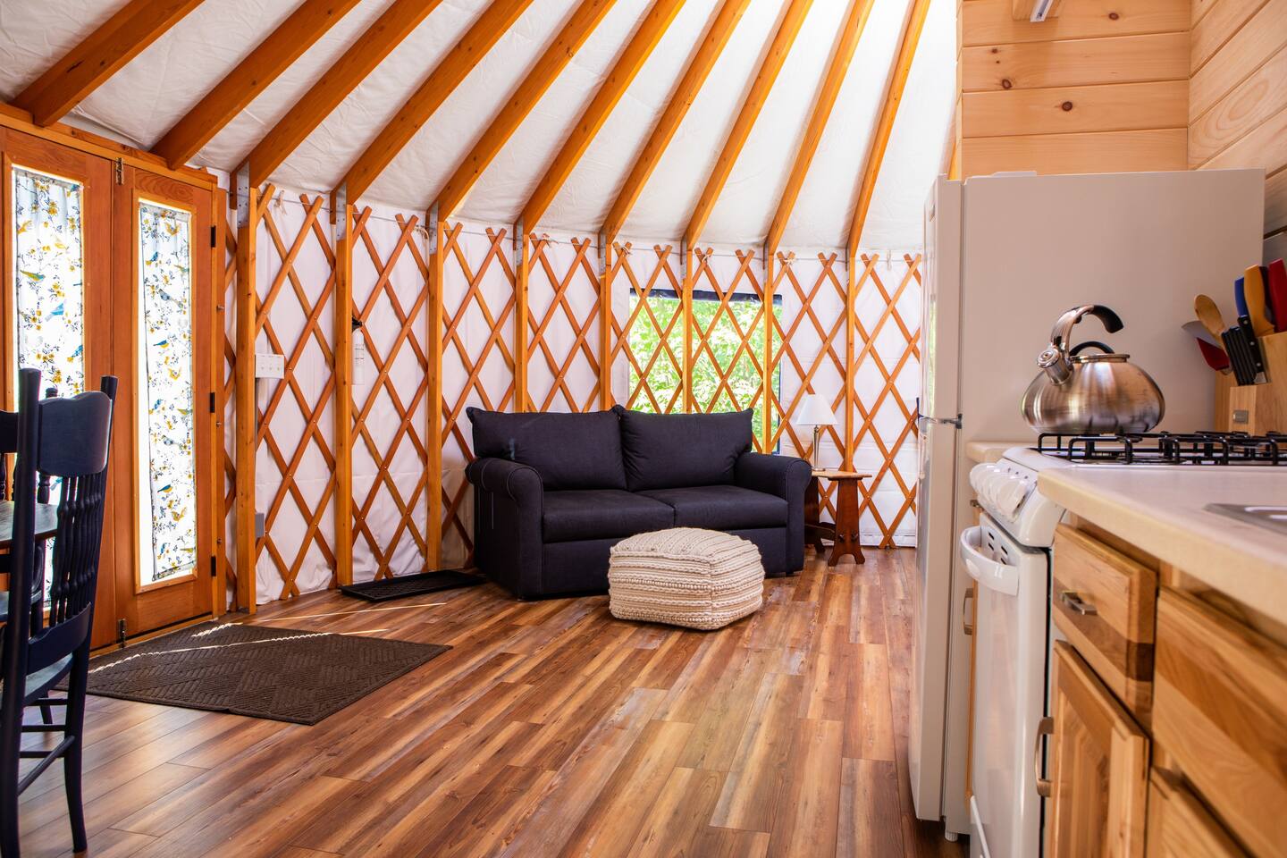 12 Incredible Yurts in New England To Rent For a Glamping Getaway ...