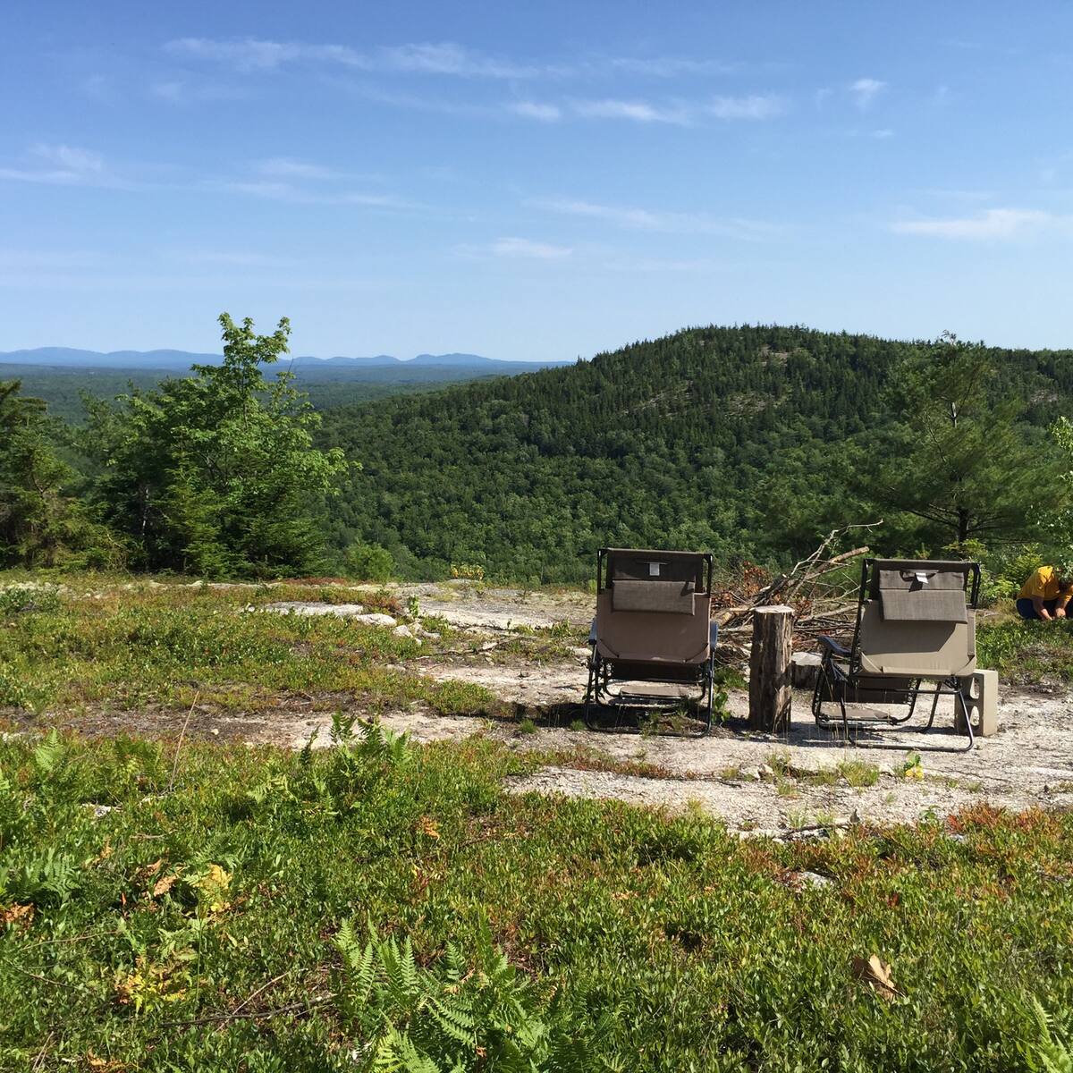 15 Best Yurts In Maine To Rent For a Glamping Getaway - Yurt Trippers