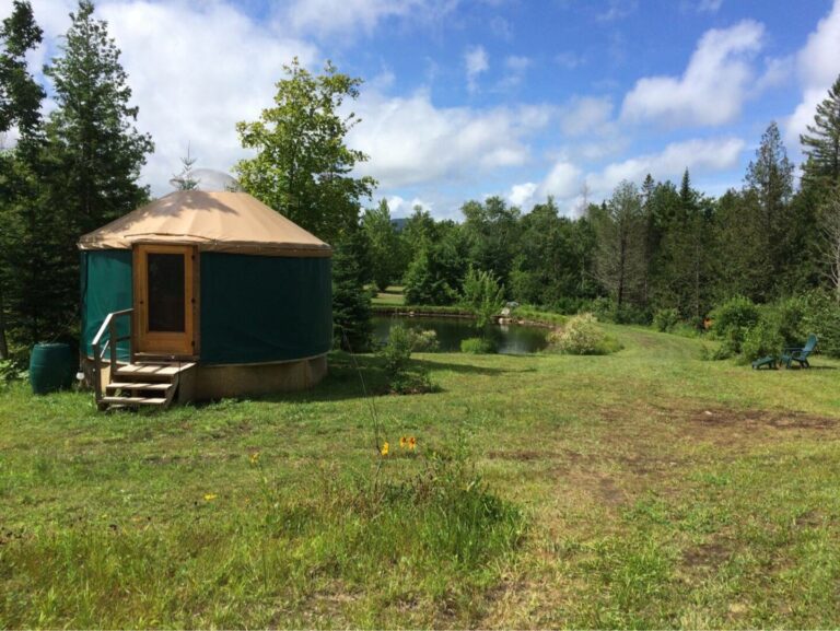11 Best Yurts in Vermont For a Glamping Getaway - Yurt Trippers